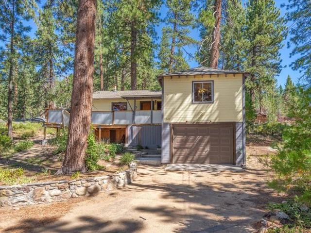9923 Pelican Dr, Kings Beach, CA 96143