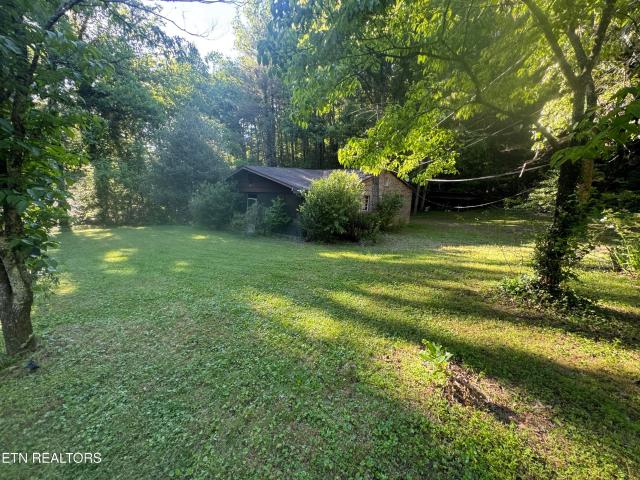 992 Chicken Hollow Rd