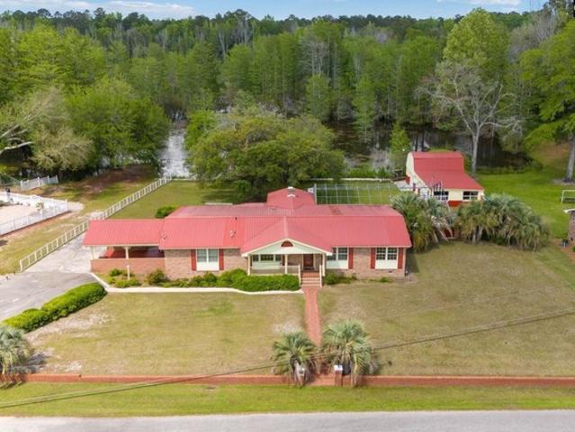 992 Dickinson St, Bamberg, SC 29003