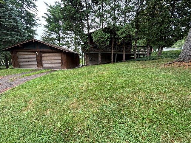 992 E Maple Ave, Newark, NY 14513
