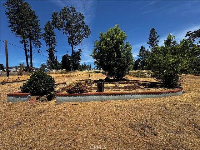 992 Maple Park Dr, Paradise, CA 95969