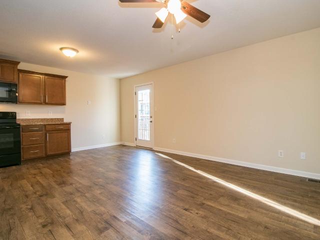 992 S Ash Ridge Dr, Unit C, Clarksville, TN 37042 | MLS #3158 | Compass