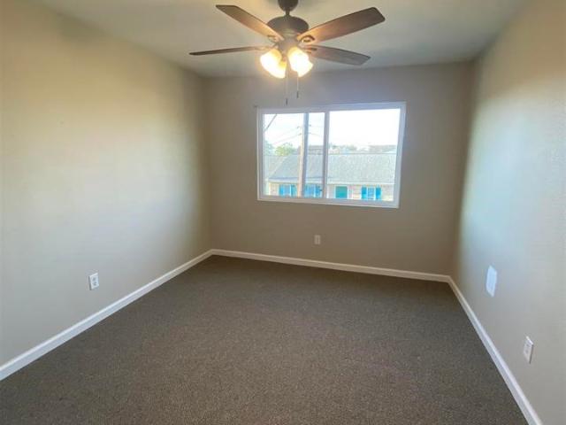992 Park Meadow Drive 10