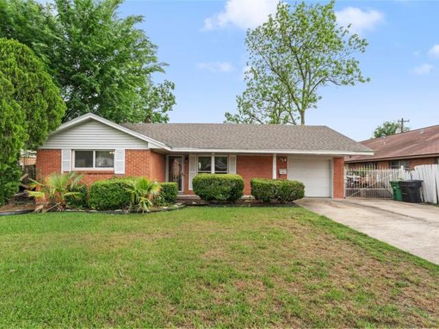 9934 Aves St, Houston, TX 77034