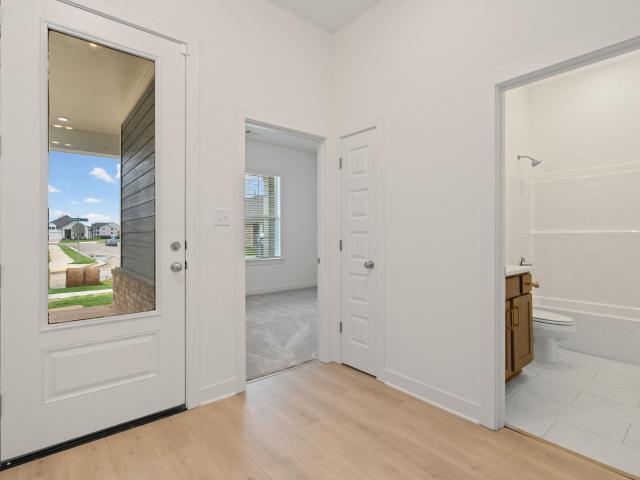 9934 delphinium dr n