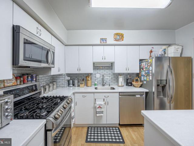 9934 Shoshone Way
