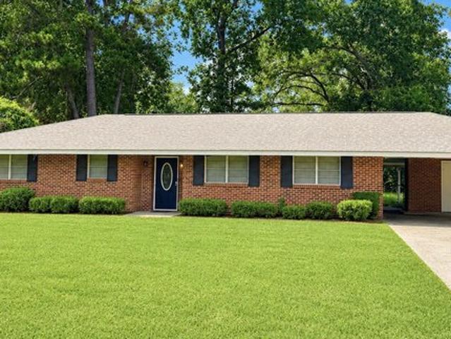 9935 Buena Vista Dr, Baton Rouge, LA 70815