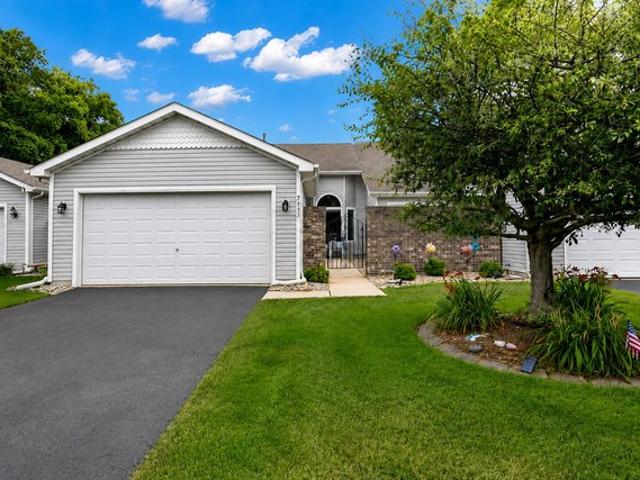 9935 Hunters Run, Saint John, IN 46373