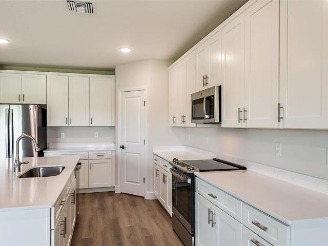 9936 Annunciation Dr, Wesley Chapel, FL 33545 | MLS #TB8491