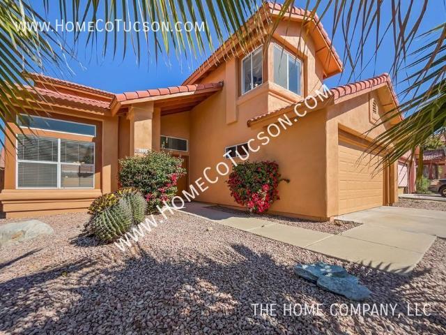 9937 N Woodstone Trail: Four Bedroom home in Northwest Tucson
