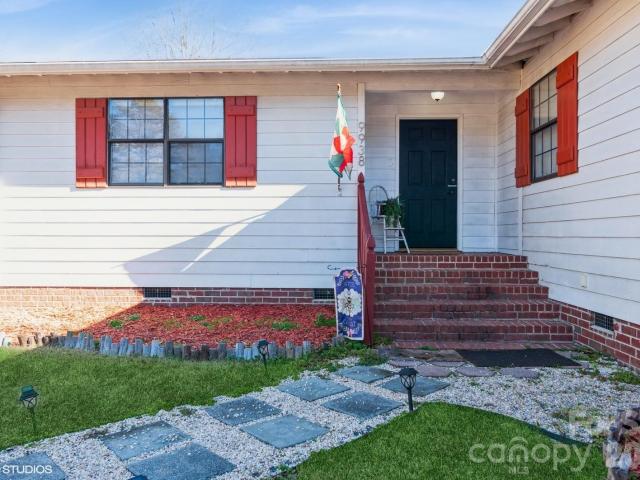 9938 Sandra Lane