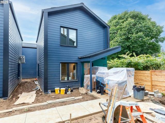 9939 SE Cottage Ln Unit 4, Milwaukie, OR 97222