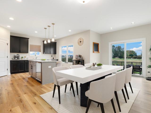 9930 Beacon Pointe Lane