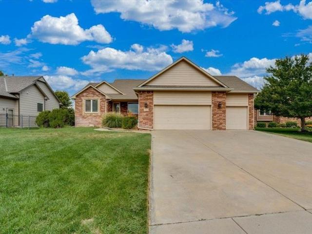9930 W Westlakes Ct, Wichita, KS 67205