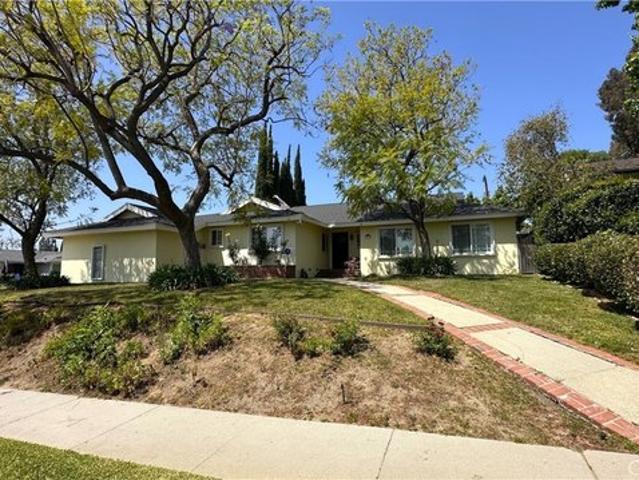 9931 Amestoy Ave, Northridge, CA 91325