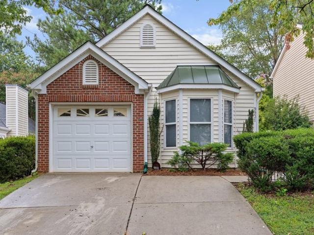 9931 Treymore Dr, Raleigh, NC 27617