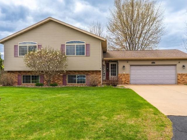 9932 Sandhill Dr, Weston, WI 54476