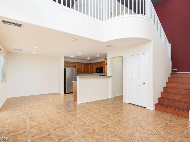 9933 carrizo springs avenue