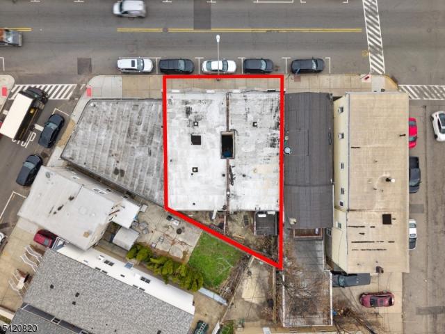 993 995 Broadway