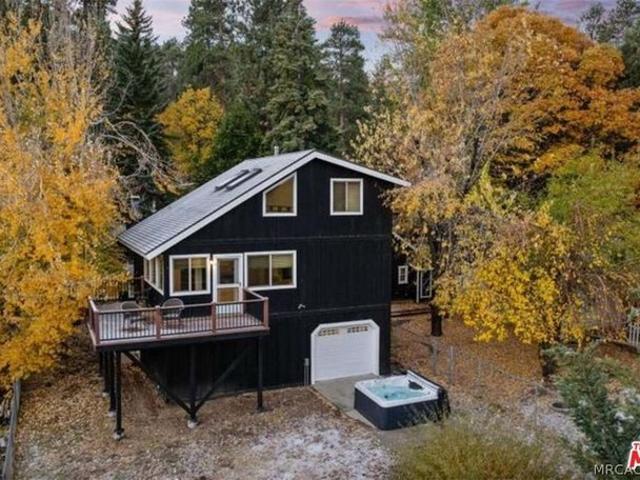 993 Cameron Dr, Big Bear Lake, CA 92315