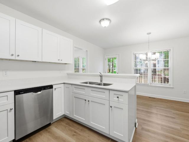 993 Kintail Court