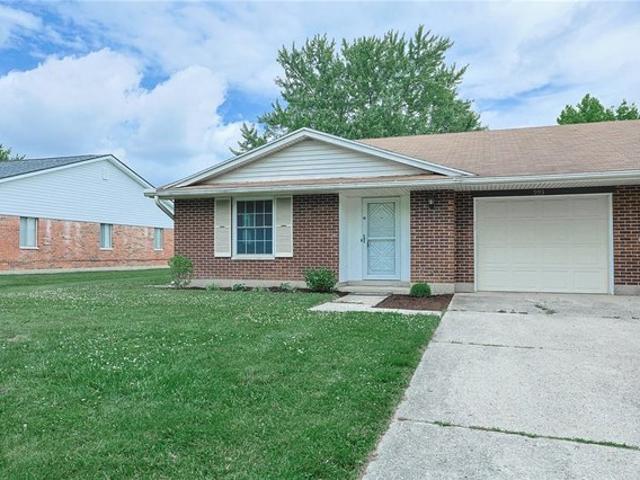 993 Princewood Ave, Centerville, OH 45429