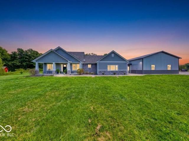 993 W 750 S, Trafalgar, IN 46181
