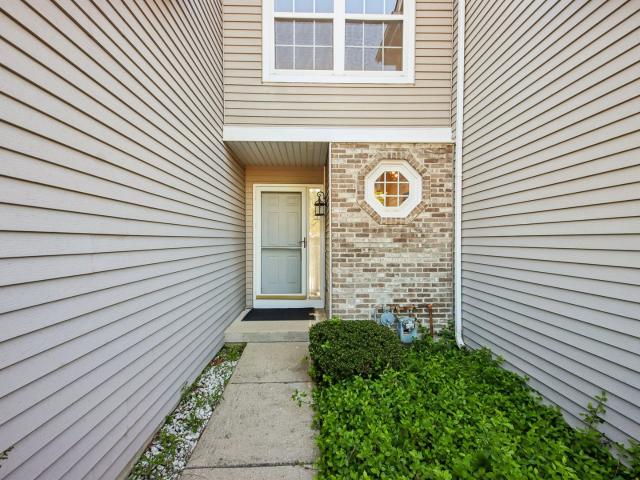 993 Willow St, Itasca, IL 60143 | MLS #12624 | Compass