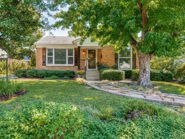 9946 Coppedge Ln, Dallas, TX 75220