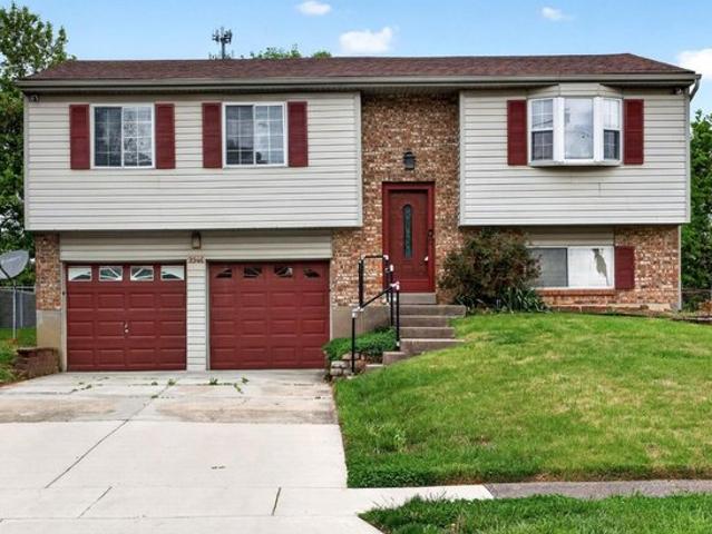 9946 Greenriver Dr, Cincinnati, OH 45231