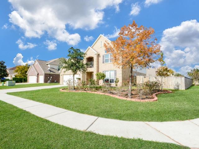 9947 Valance Way, Conroe, TX 77385 | MLS #62999 | Compass