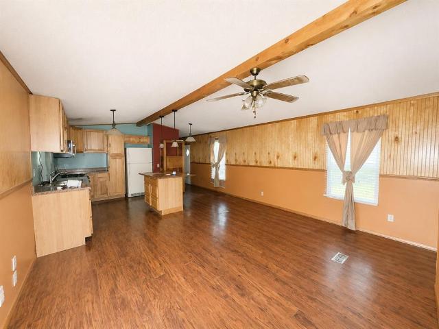 9949 Greentree Lane