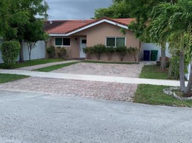 9949 24 Ter SW, Miami, FL 33165
