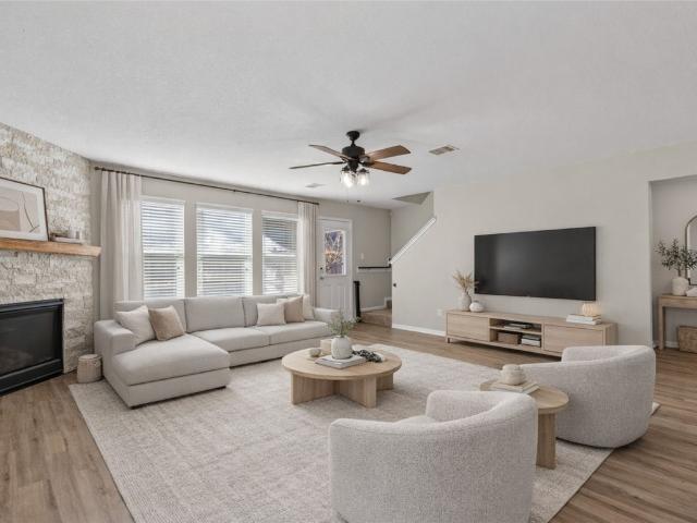 9940 Swallow Drive