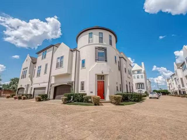 9940 Woodwind Lane South, Houston, TX 77025 MLS 10698680