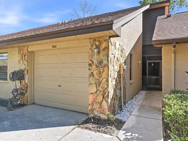 9942 Lake Seminole Dr W, Largo, FL 33773 | MLS #TB8479 | Compass
