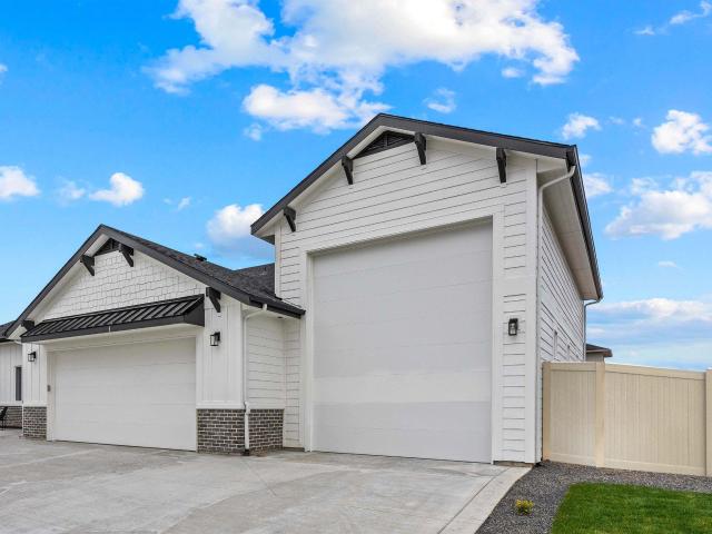 9942 W Sunberry Ct