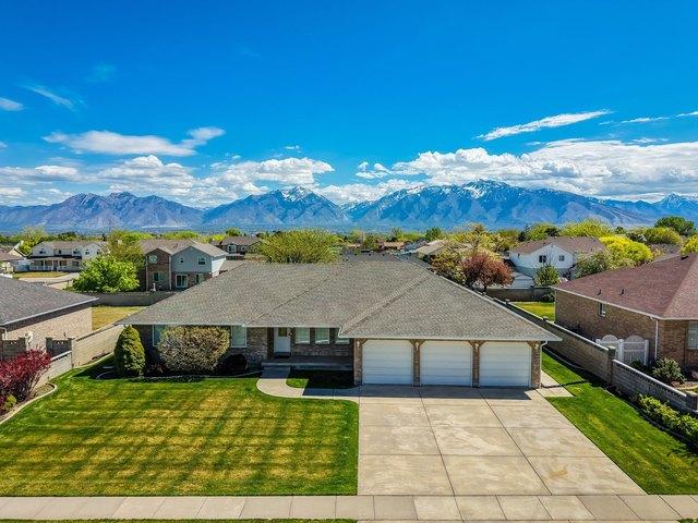 9943 S Eden View Ct W, South Jordan, UT 84095
