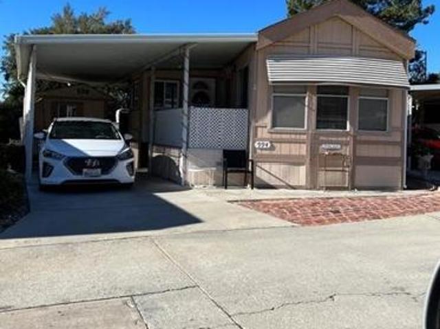 994 Acorn St, San Jacinto, CA 92583