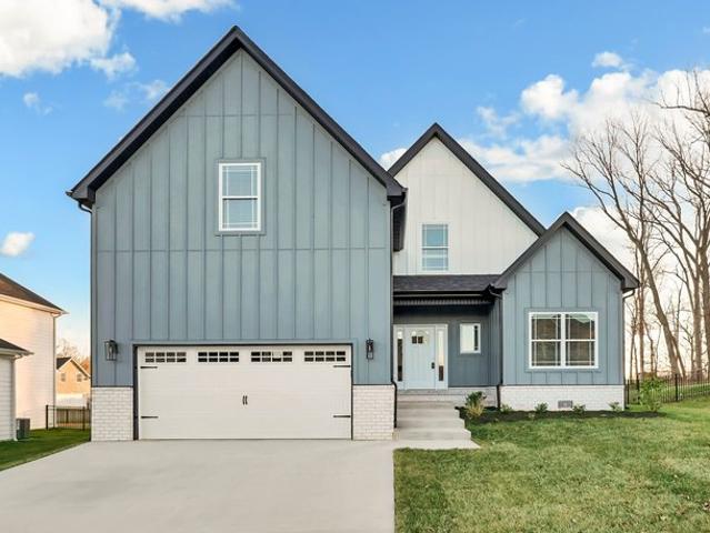 994 Alton Dr, Clarksville, TN 37043