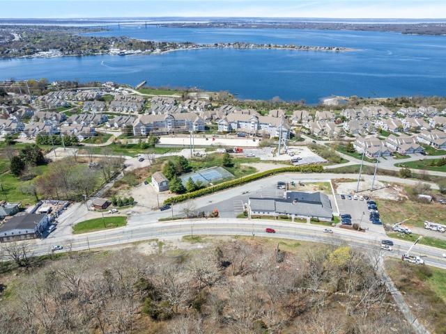 994 Main Rd, Tiverton, RI 02878 | MLS #1410