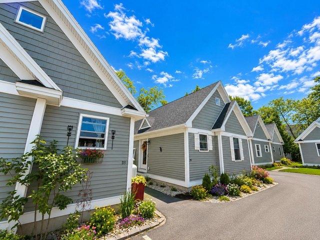994 Portland Rd Unit 20, Saco, ME 04072