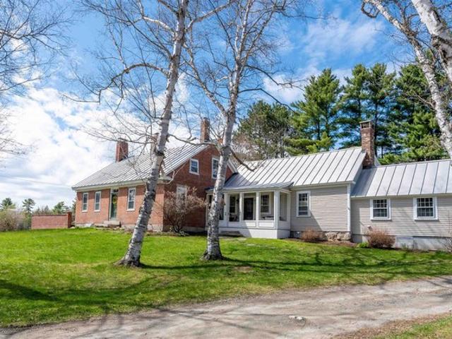 994 Pearl Lake Rd, Sugar Hill, NH 03586