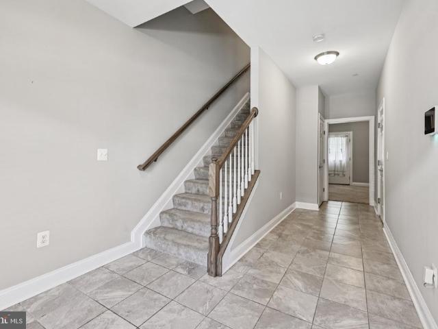 994 Rye Drive