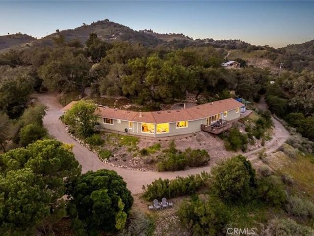 9954 Wildflower Rd, Santa Maria, CA 93454