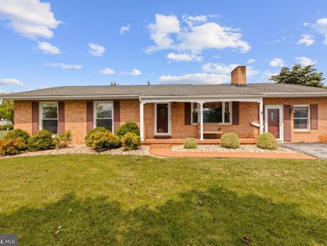 9957 S Congress St, New Market, VA 22844