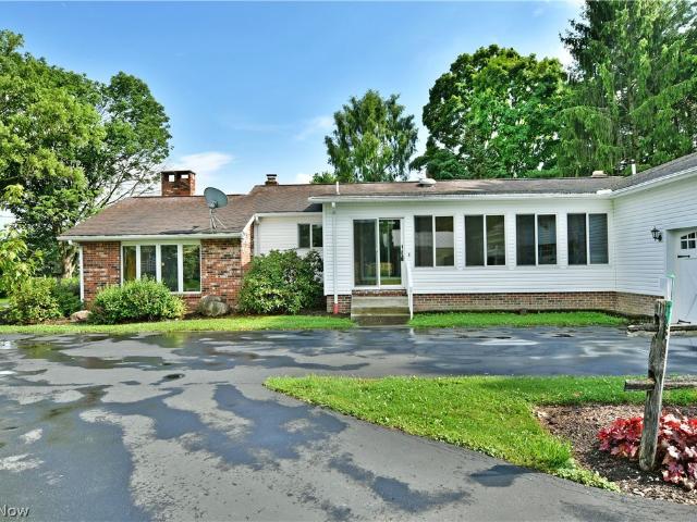 9957 Warren Meadville