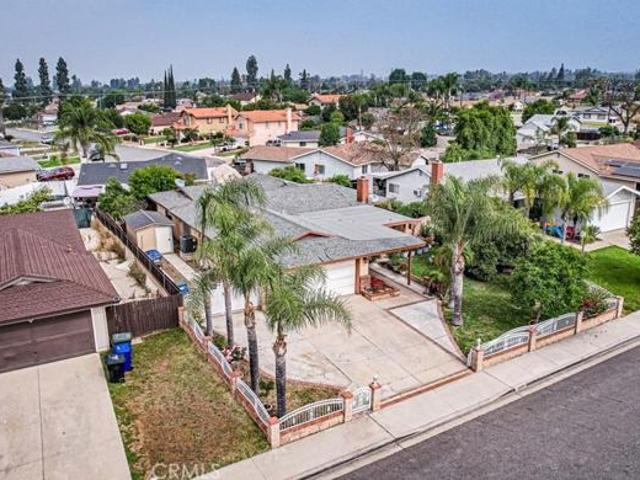 9950 Amherst Ave, Montclair, CA 91763