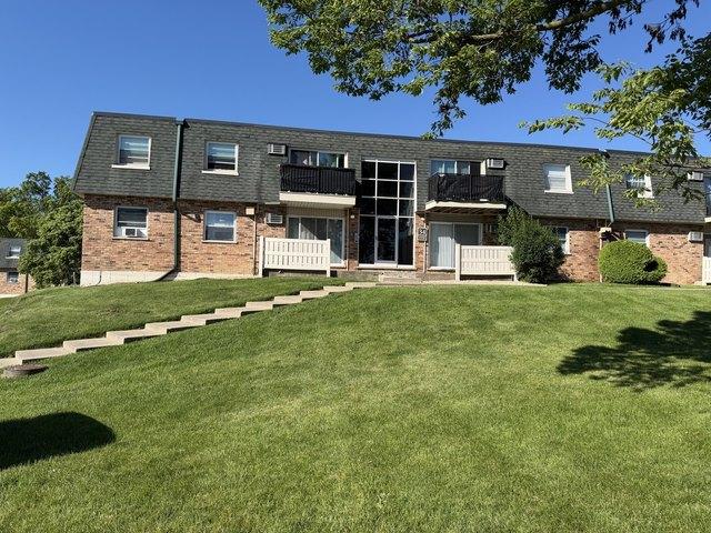 9950 S 84th Ter Apt 214, Palos Hills, IL 60465