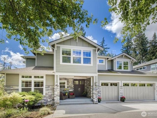 9950 SE 39th St, Mercer Island, WA 98040